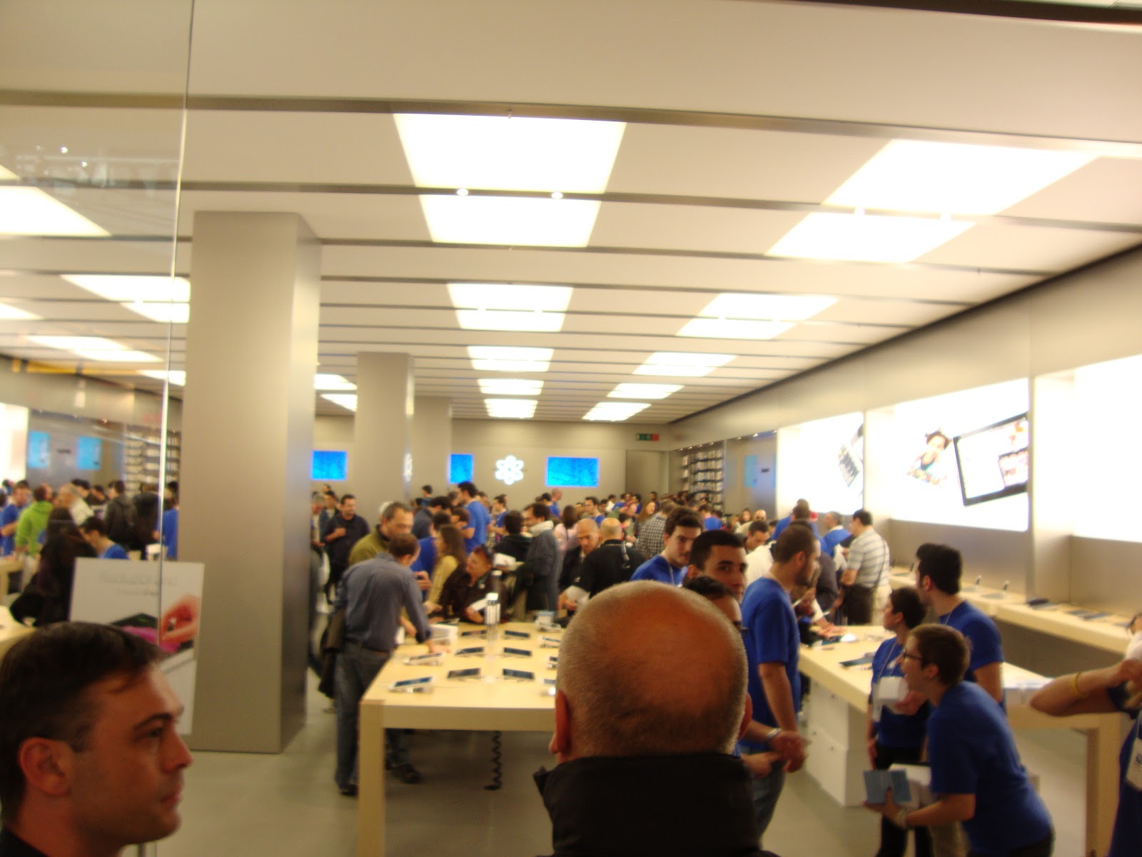 THE TECNO BLOG: Apple Store di "Porta di Roma", TheTecnoBlog c'era ...
