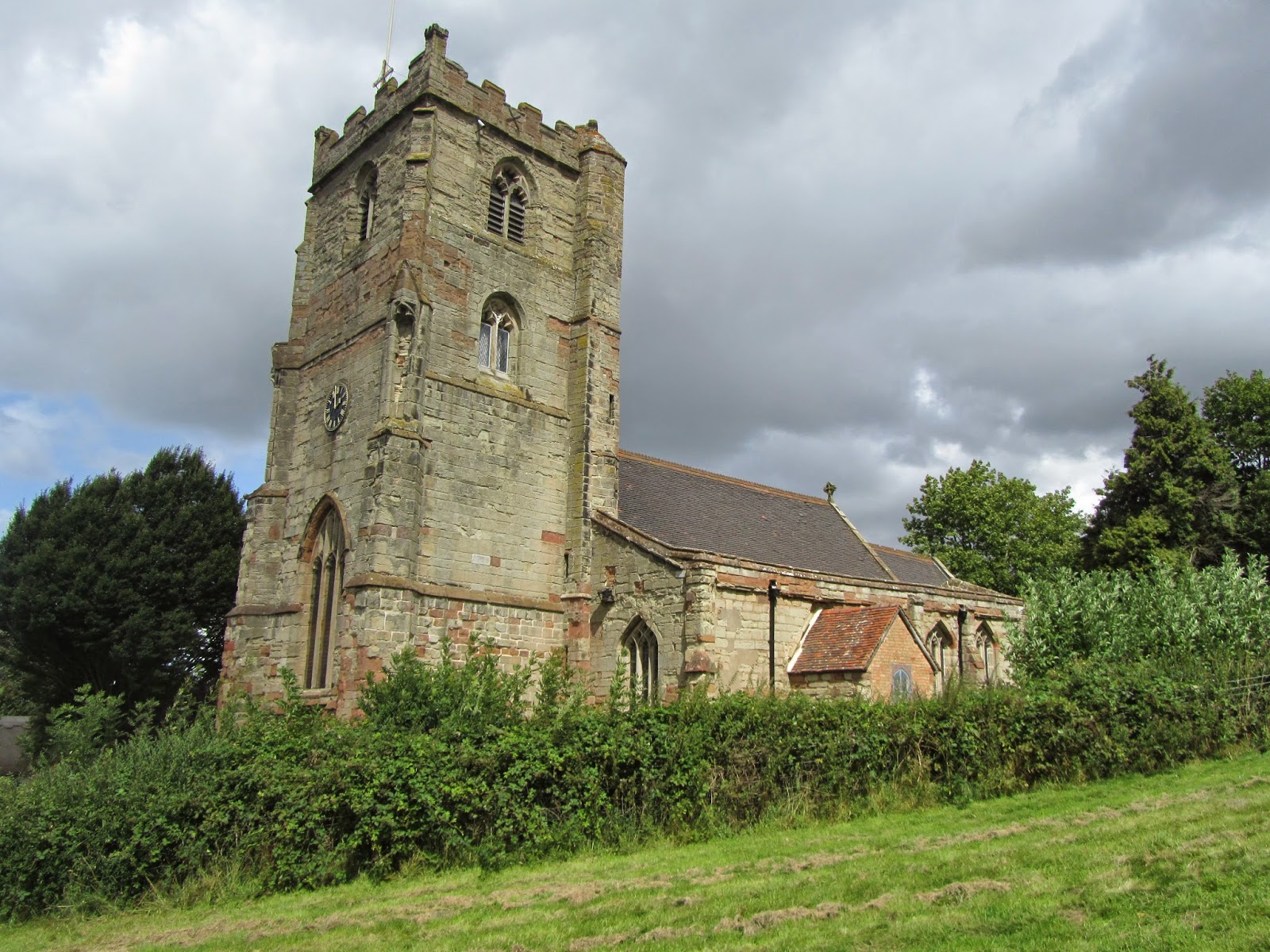 Narrowboat Armadillo: Brinklow, with ice poles.