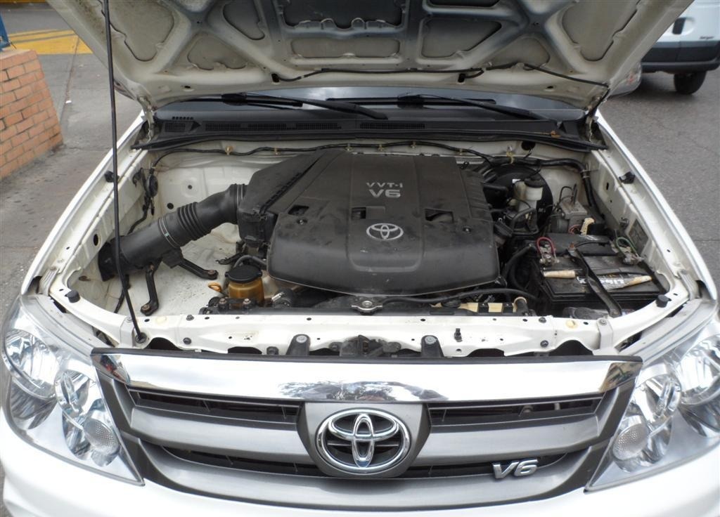 Toyota Fortuner 2007-2012 Reseña. Primera parte. ~ Malo.