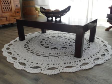 The Handmade Rainbow: Giant Doily Rug
