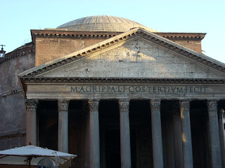 Difference Between Greek and Roman Architecture of Antiquity