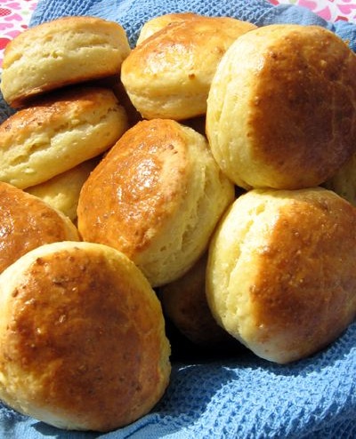 Annuci's Blog: Hungarian Scones - Pogacsa