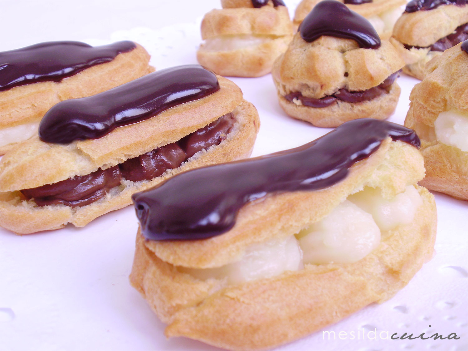 ECLAIRS DE CHOCOLATE Y CREMA PASTELERA - La cocina de Mesilda