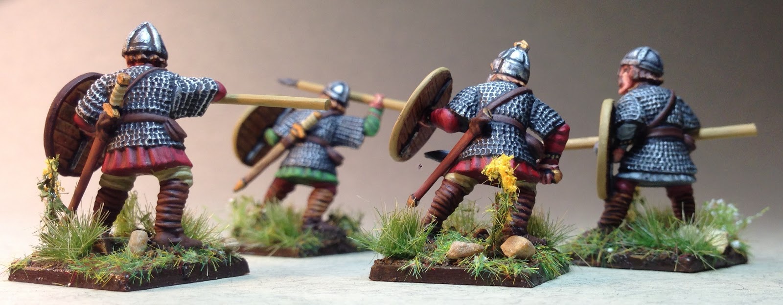 Wargames Figures of Steel Eel Studios: 28mm Gripping Beast Saxon Thegns x12