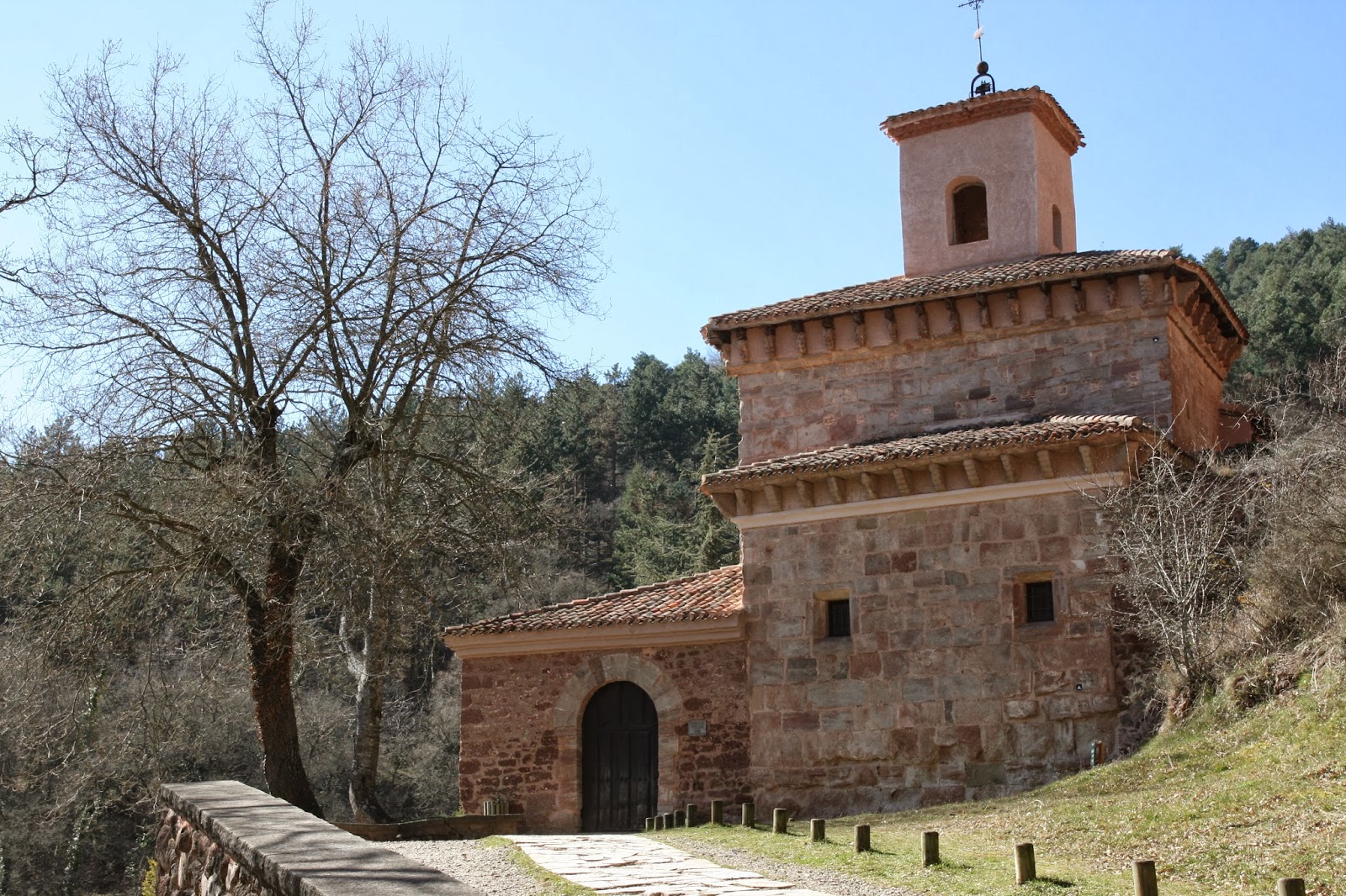 El Puente Lejano: La Rioja - San Millán de la Cogolla - Monasterios de ...