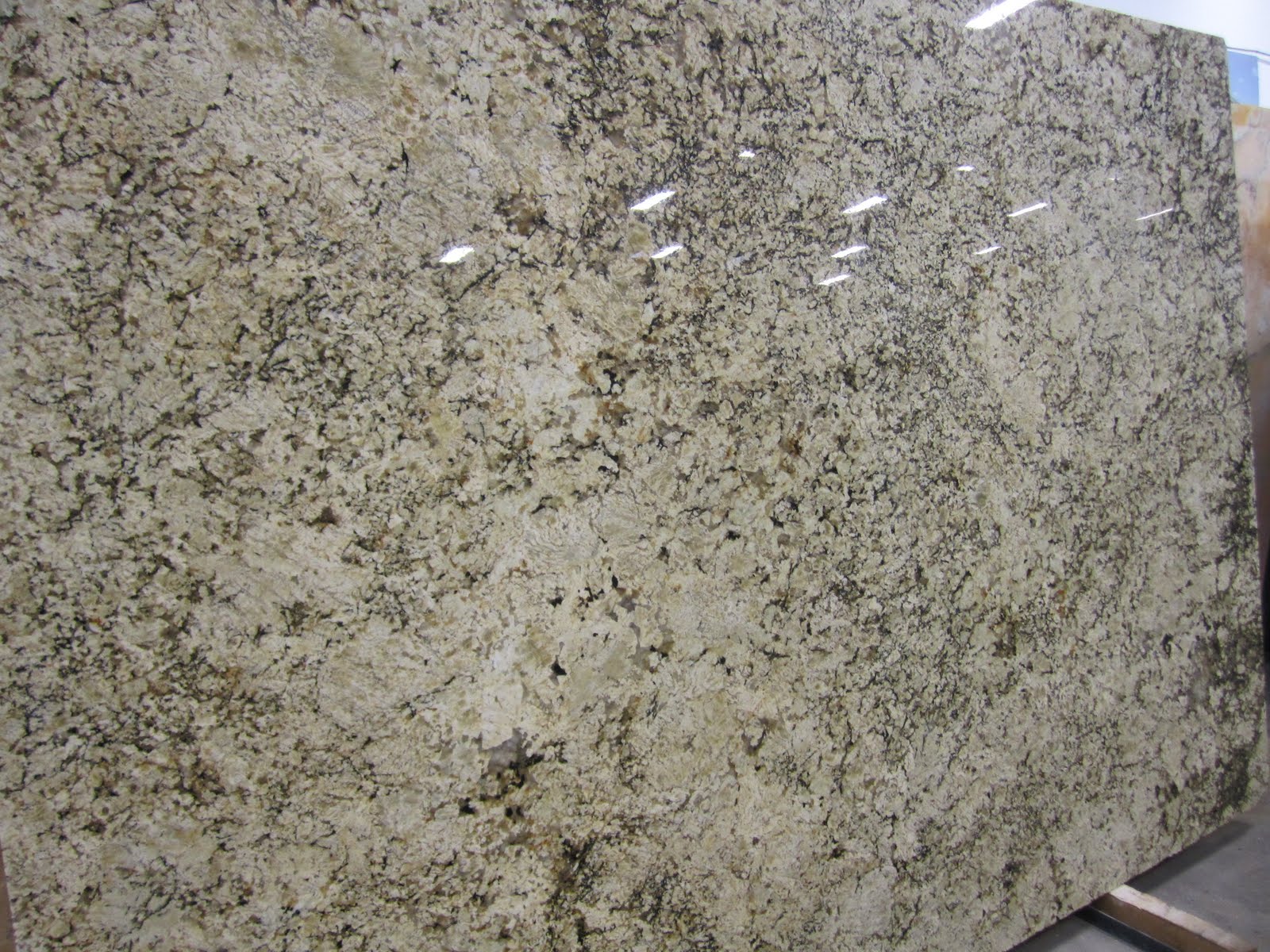 USC granite: Persian Cream 108 x 76, 107 x 75, 108 x 75, 106 x 76, 108 x 77