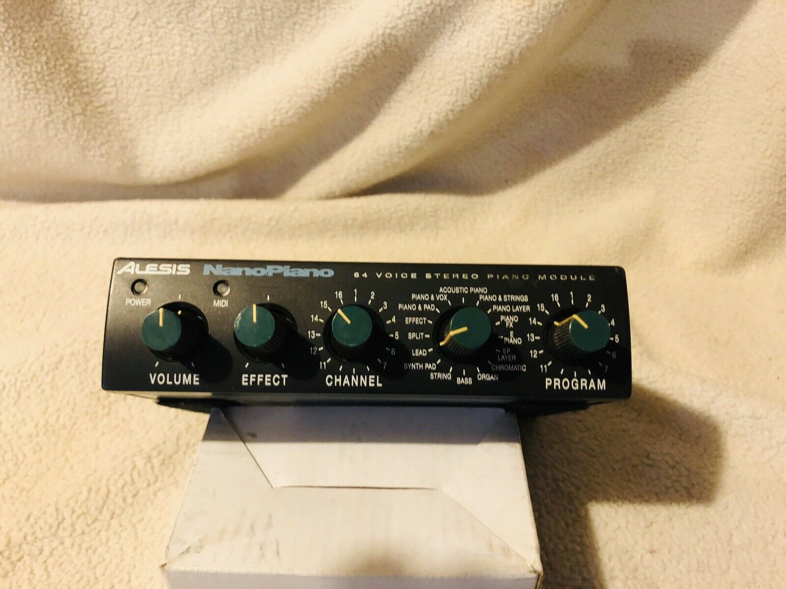 MATRIXSYNTH: ALESIS NanoSynth Synthesizer Midi Modules