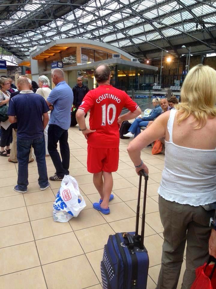 Spotted: At Football: THIRTEEN Liverpool Full kit wankers (and one full ...