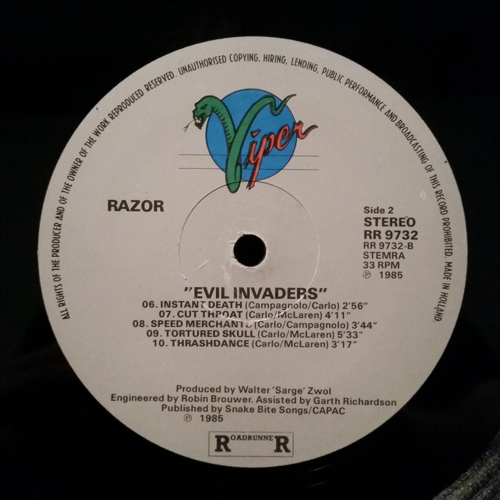 Brown-Sock's Shit Hole: Razor (Can) - Evil Invaders (1985)