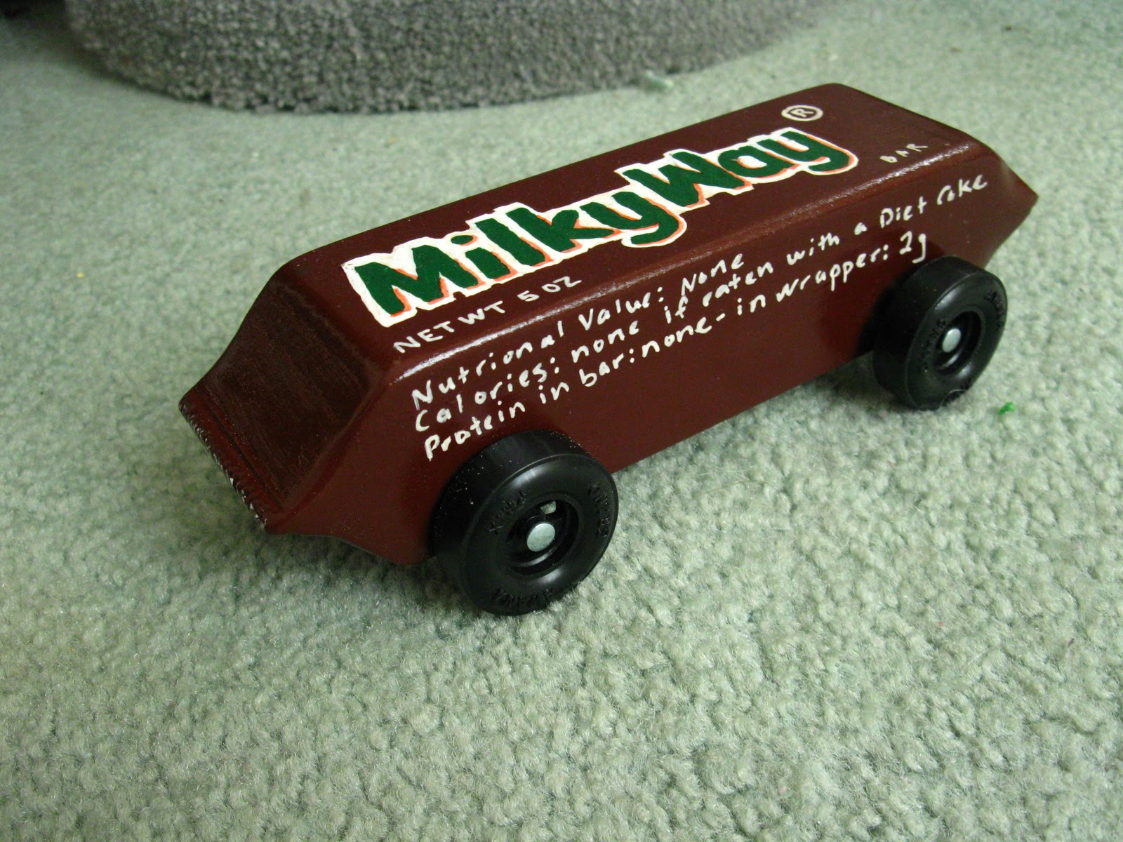 Cool Pinewood Derby Cars: 2010 Milky Way Car