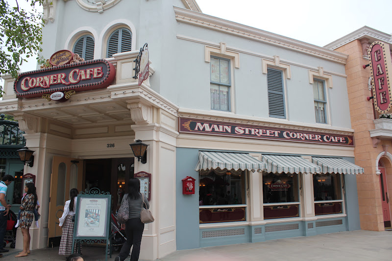 Corner Cafe, Hongkong Disneyland