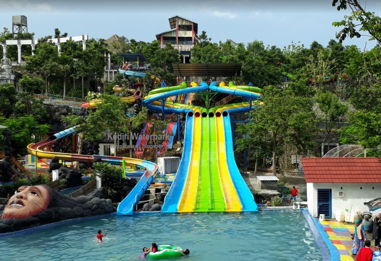 Harga Tiket Masuk Kediri Waterpark Sumber Podang Jawa Timur - Informasi ...