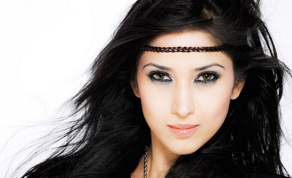 Neha Ahuja Latest PhotoShoot Stills | 123cinegallery