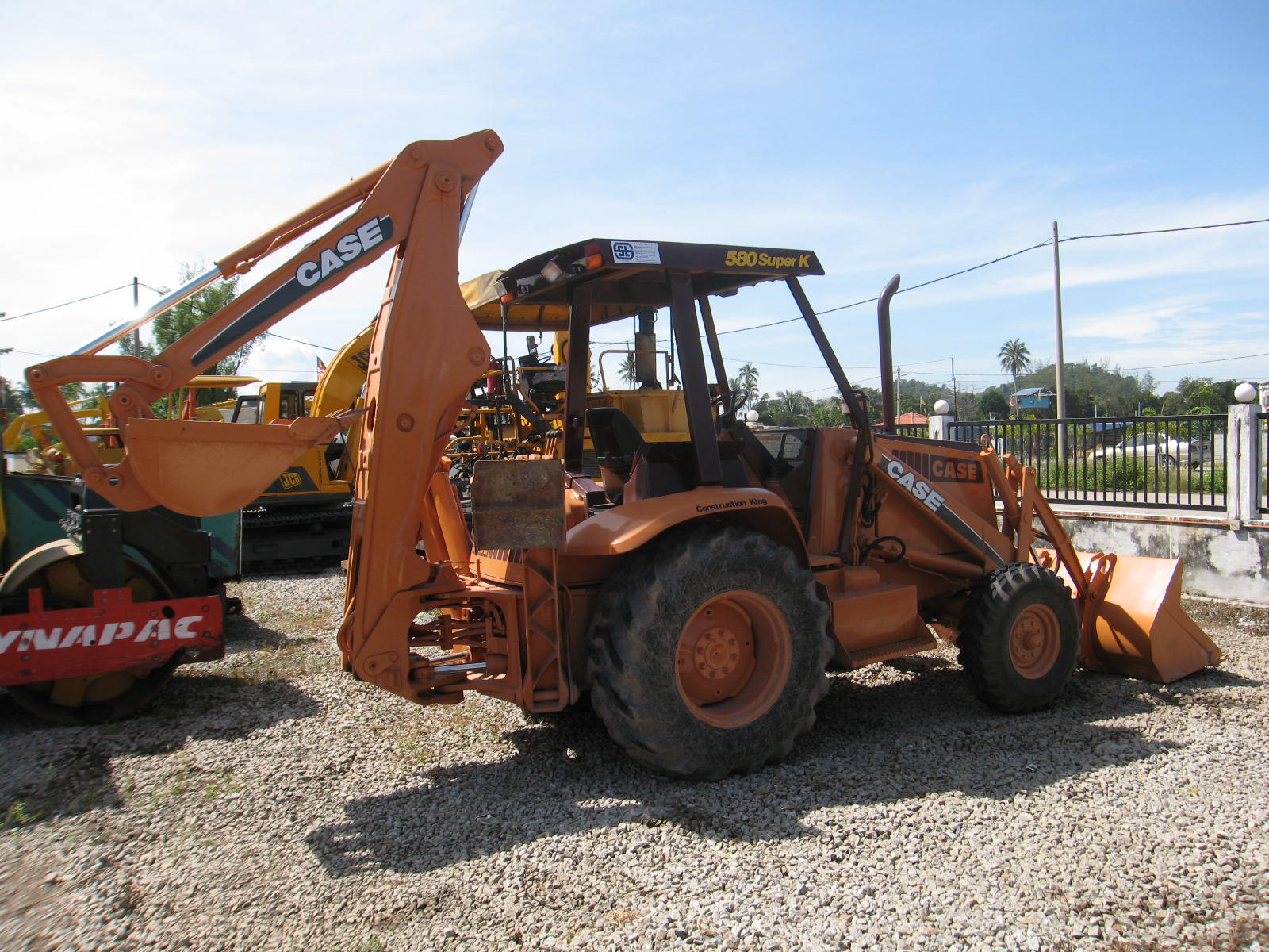 SOON SENG LEE HEAVY EQUIPMENT PLT: Case 580 Super K Backhoe Loader