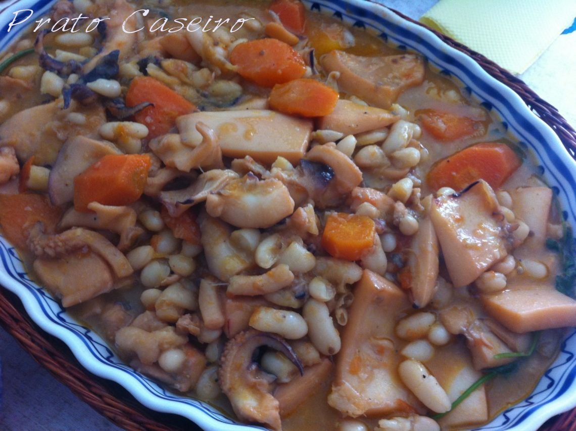 Prato Caseiro: Feijoada de choco e cenoura