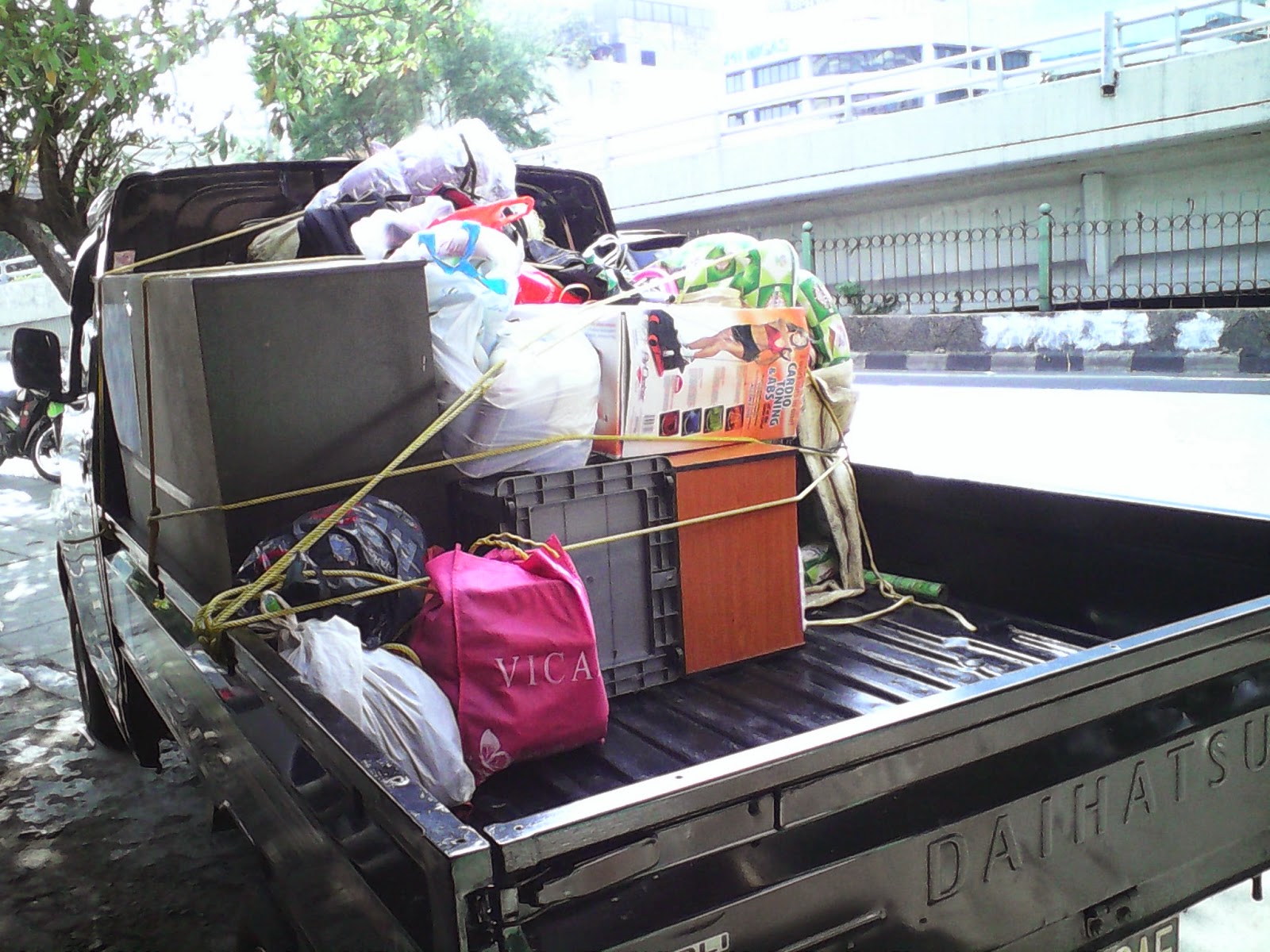 Jasa / sewa / rental mobil pickup untuk angkut barang: 2014