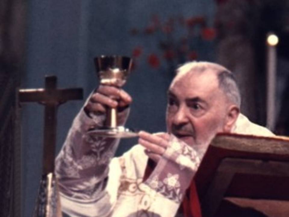 EL PADRE PIO Y LA MISA