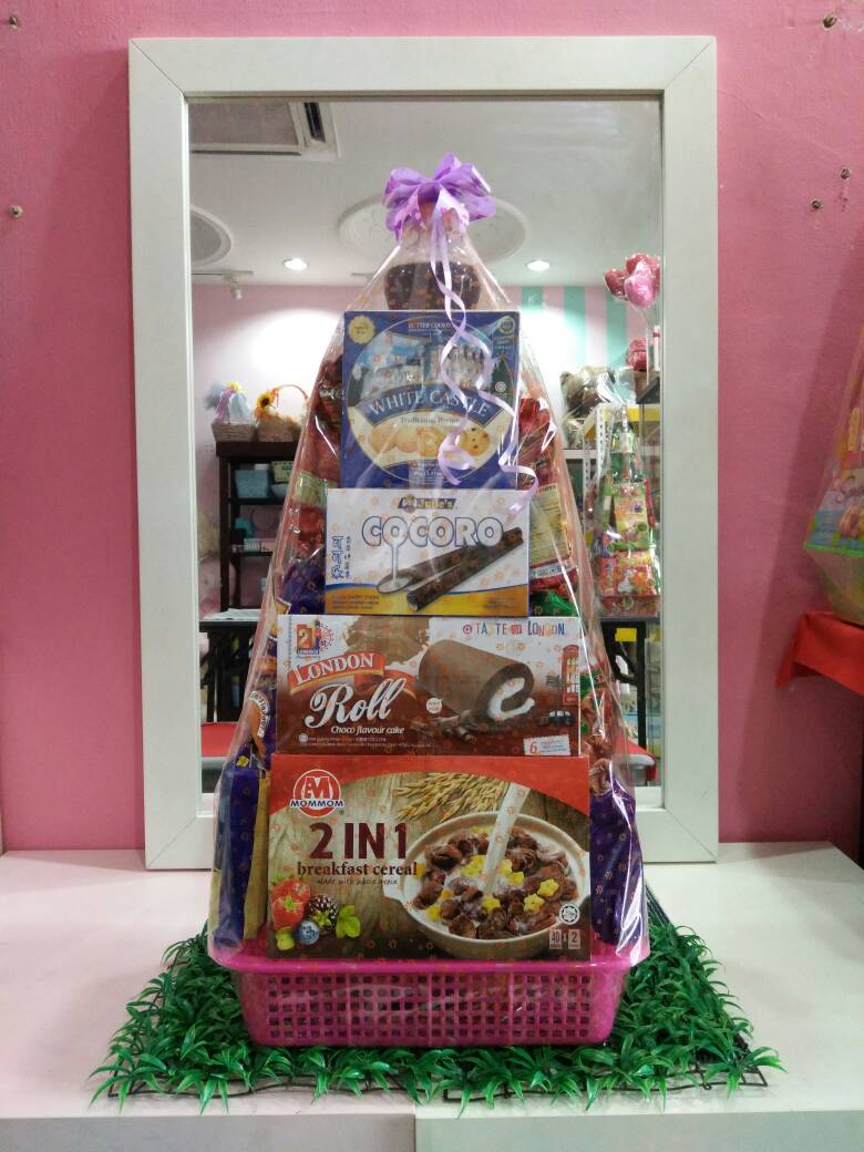 Hamper Makanan / Tupperware Melaka by zeeyrahamper.com