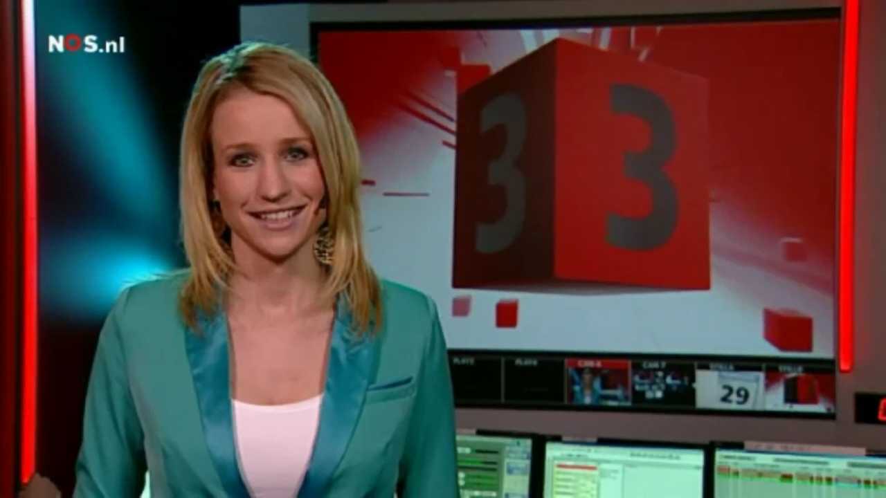 Dionne Stax: Dionne Stax debuteert op tv als als presentatrice van NOS op 3