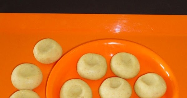 Vidyas Veg Recipes: Peda using milk powder and condensed milk recipe