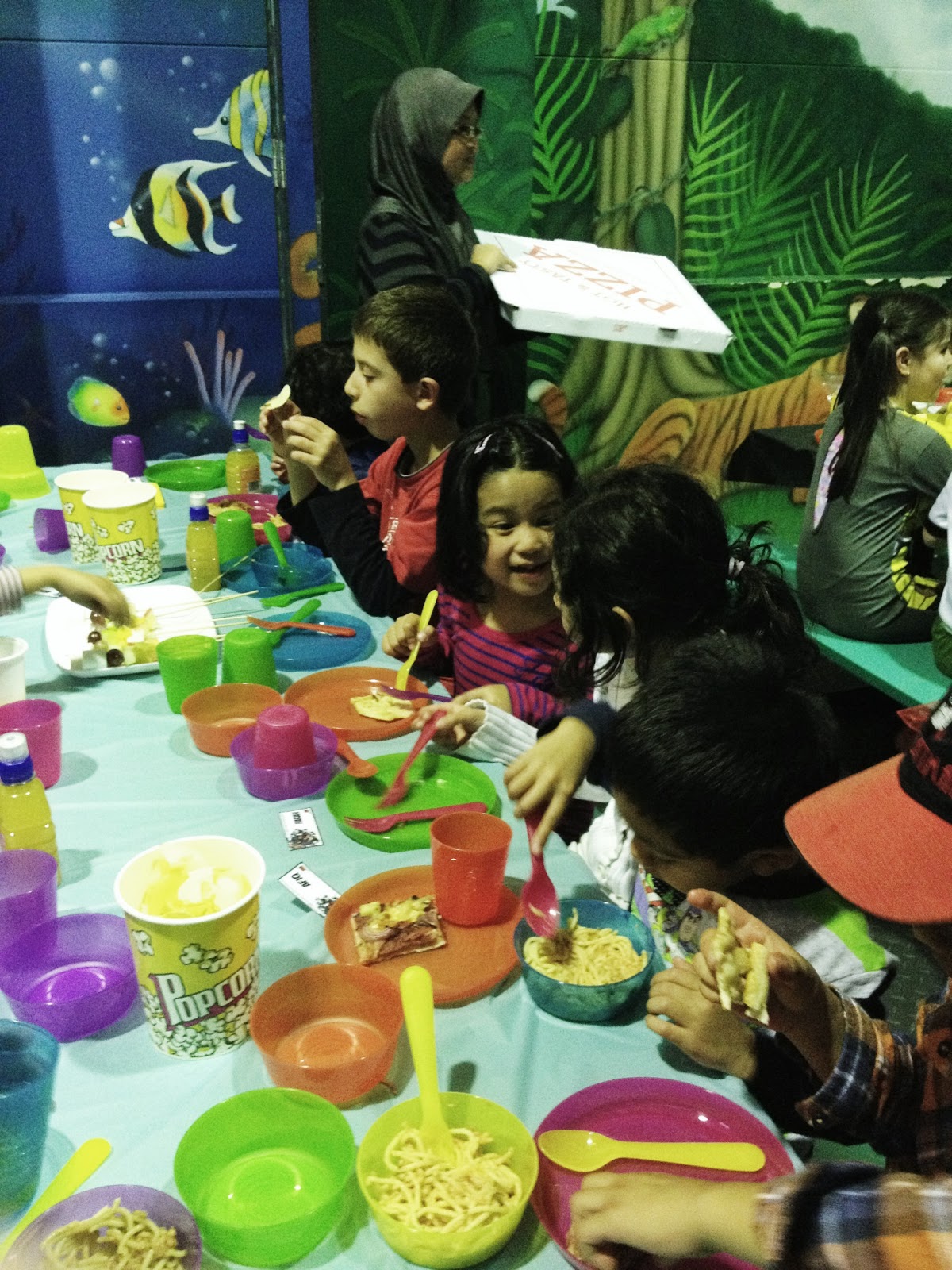 Sweet Like Candy : : :: Danish 8th birthday bash Part 1