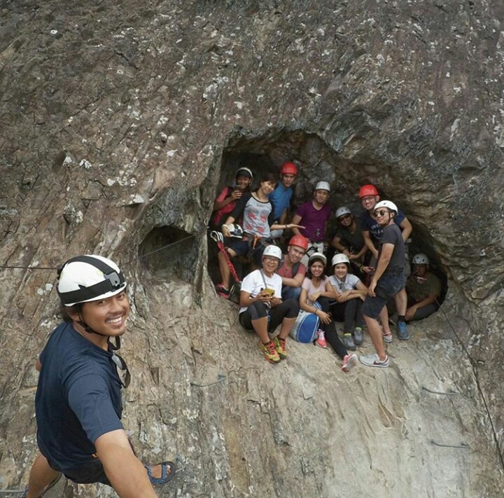 Climbing Via Ferata Gunung Parang Purwakarta