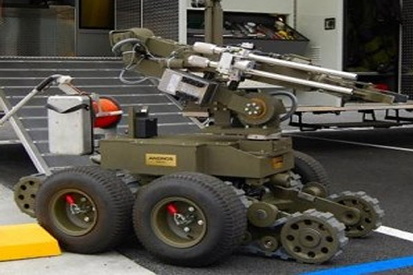People2People Nigeria: Nigerian Airforce Invents Bomb Detecting Robot ...
