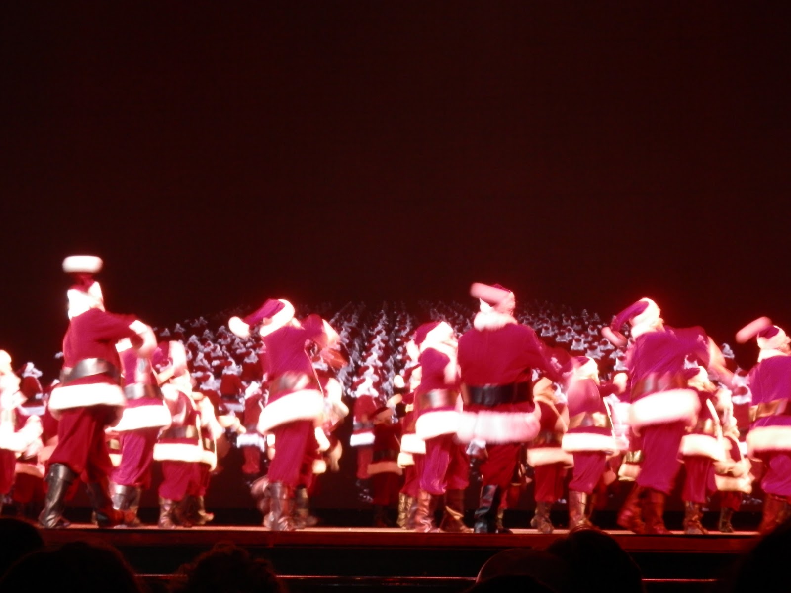 25 Days of Christmas: Day 16 ~ A Radio City Christmas & NYC Holiday ...