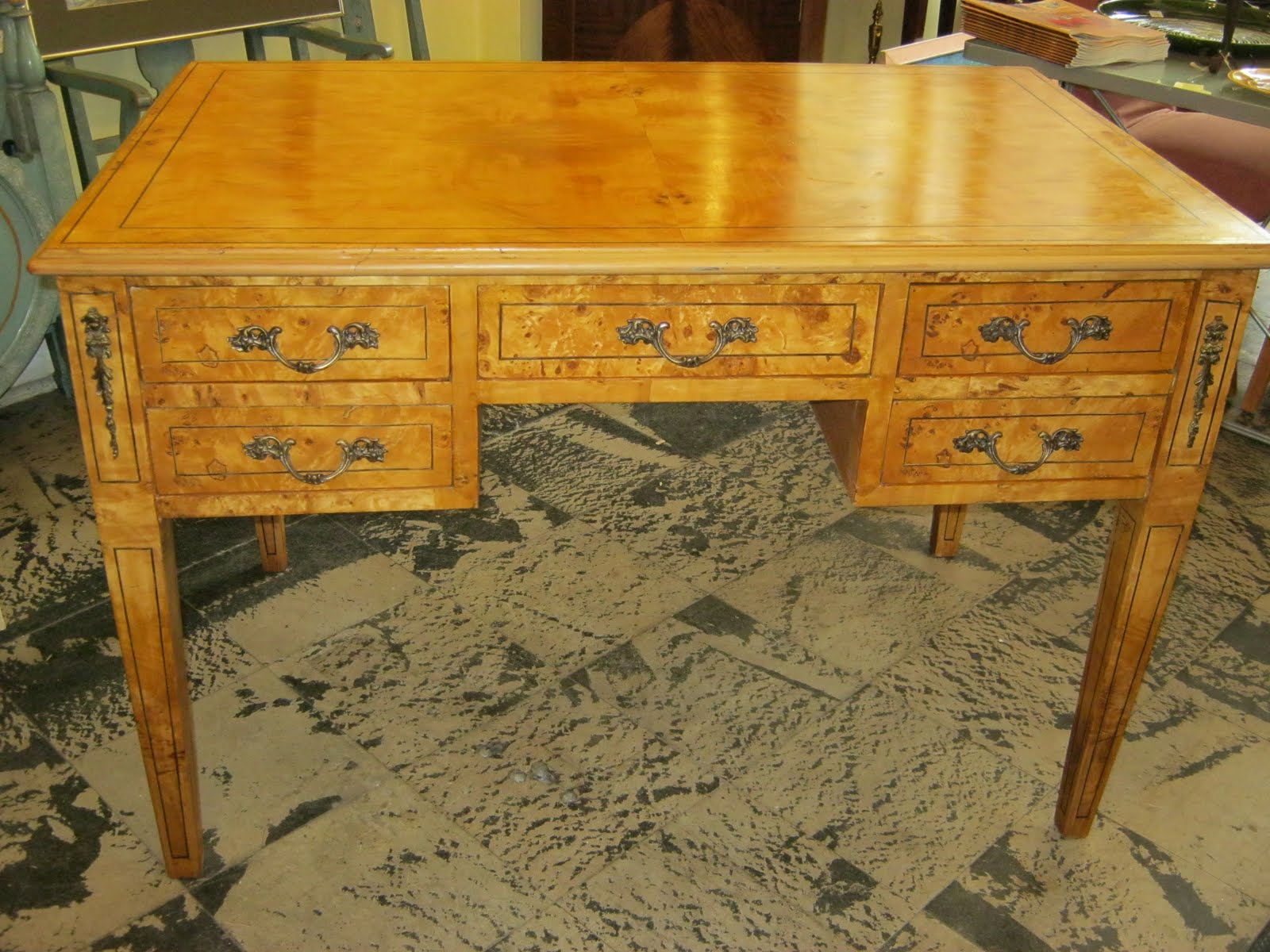 Funk & Gruven A-Z: ELEGANT FIGURED BIRCH DESK