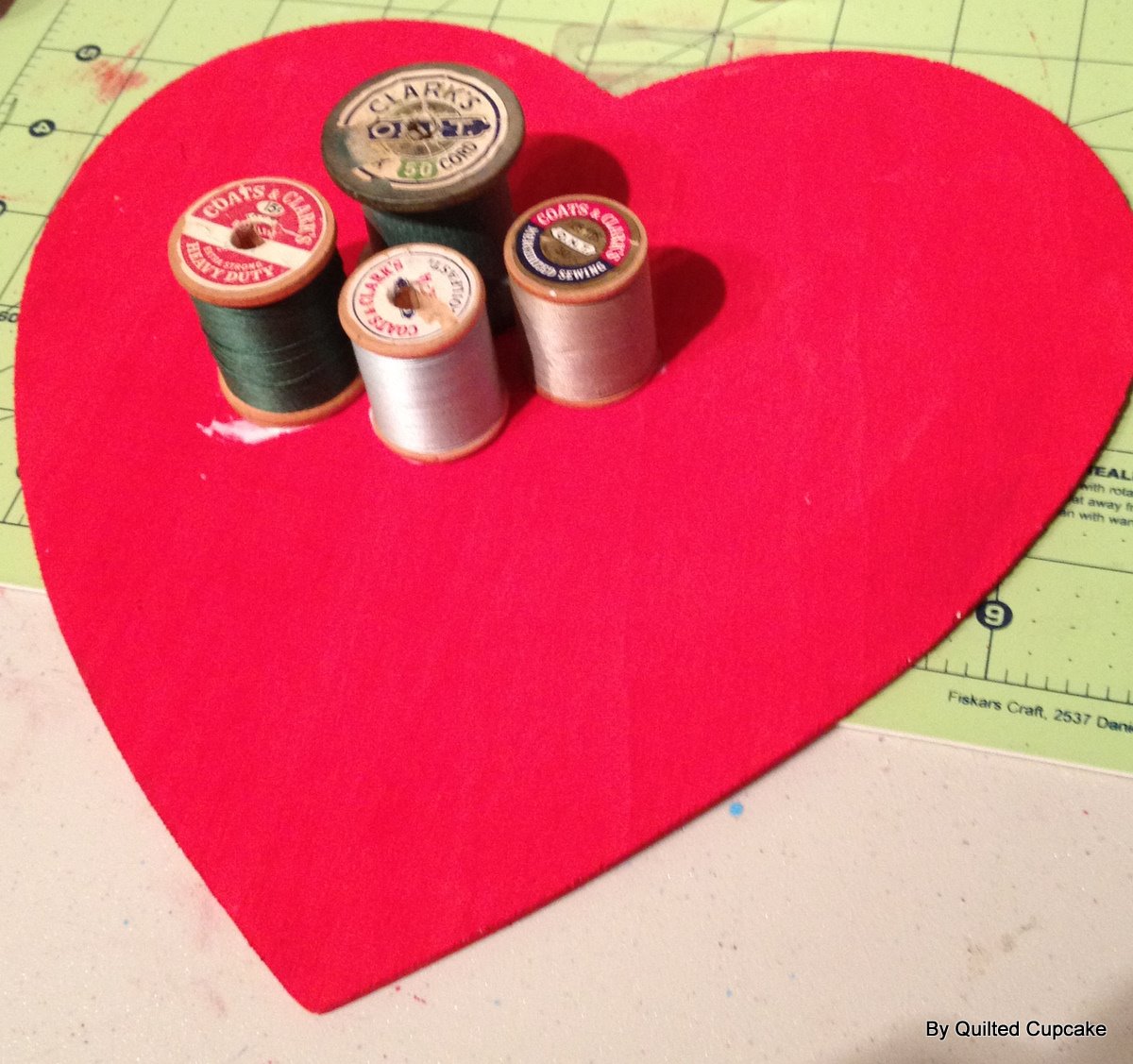 Quilted Cupcake: Quilted Cupcake Vintage Spool Heart Tutorial