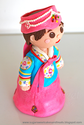 Sugar Sweet Cakes and Treats: Korean Hanbok Dol Cake Toppers