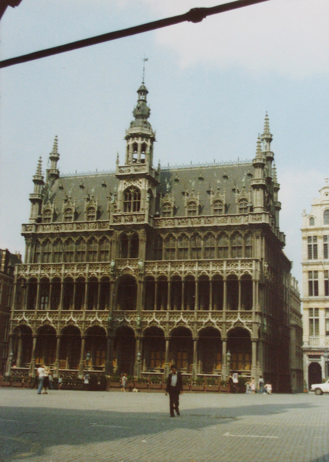 27 Incredible Color Photographs Documented Everyday Life of Brussels ... 27 Incredible Color Photographs Documented Everyday Life of Brussels ...