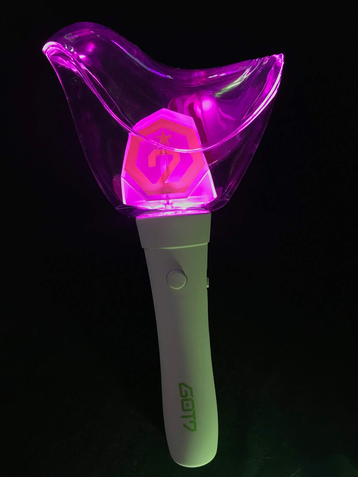 Inside the head of a FANGIRL...( ‿ ): Stray Kids, GOT7 and New BAP (B.A ...