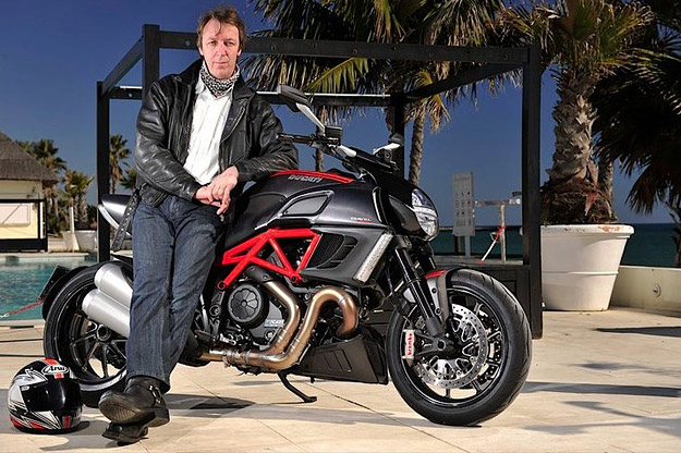 Benzina: January 2013