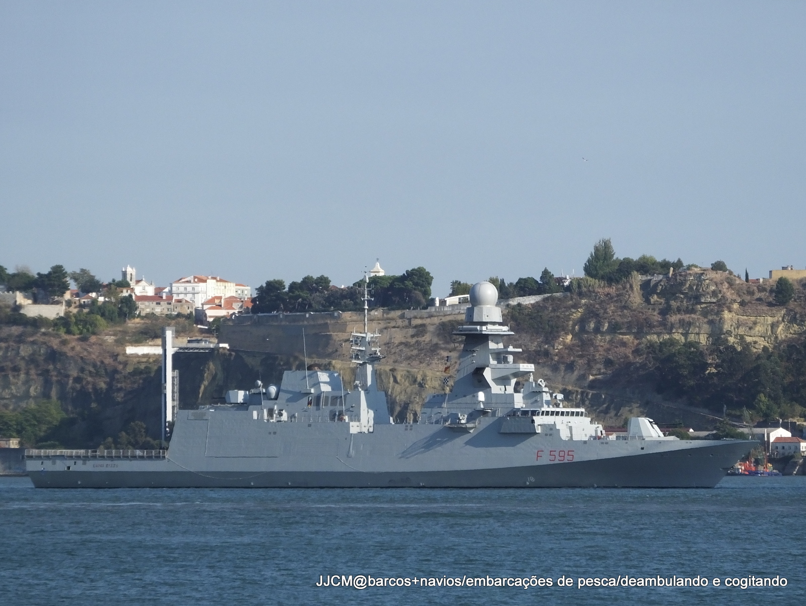 BARCOS+NAVIOS: F595 ITS LUIGI RIZZO
