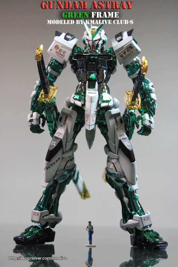 Custom Build: MG 1/100 Gundam Astray "Green Frame"