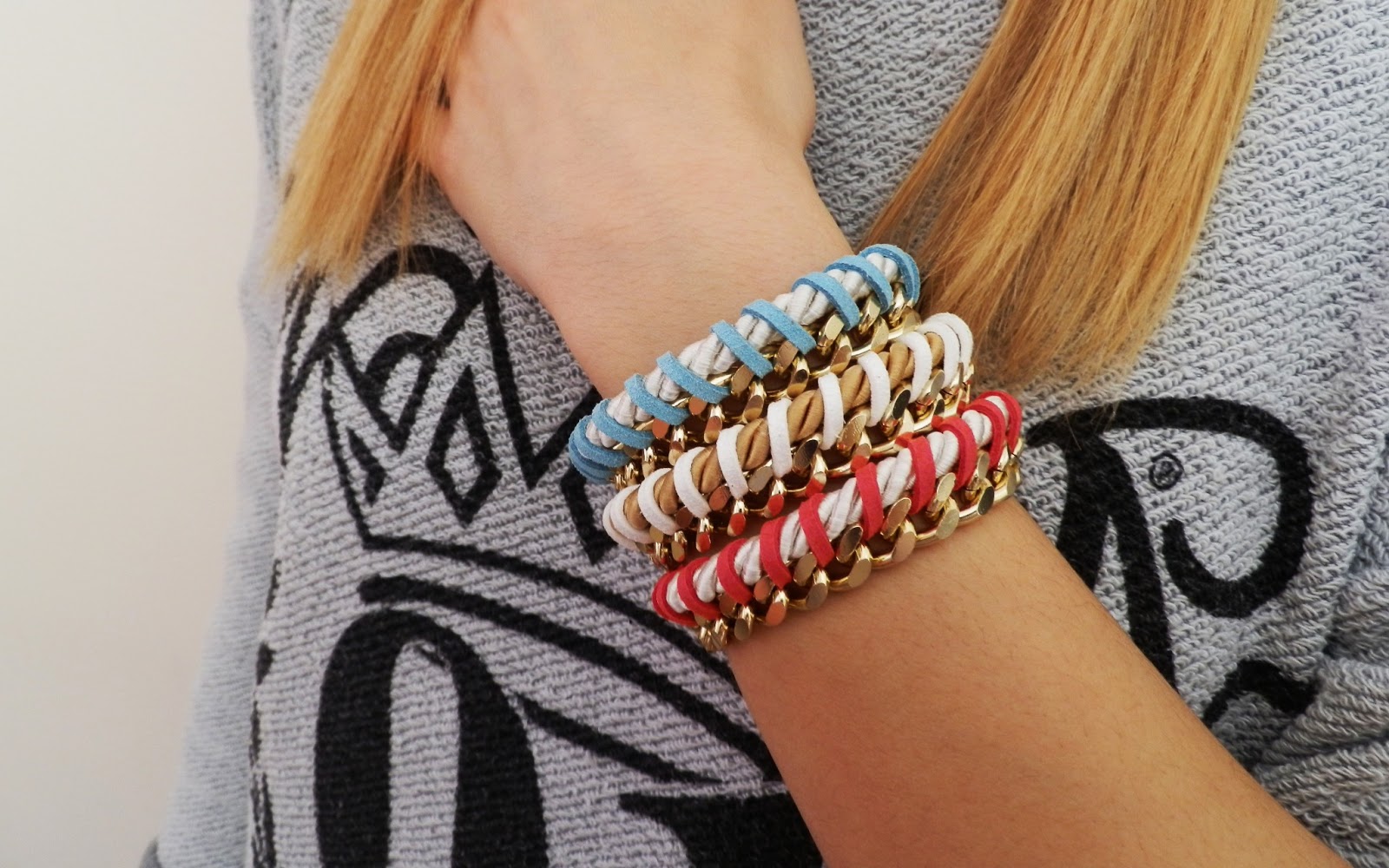 Thania's Handmade Jewelry: Colourful Bracelets