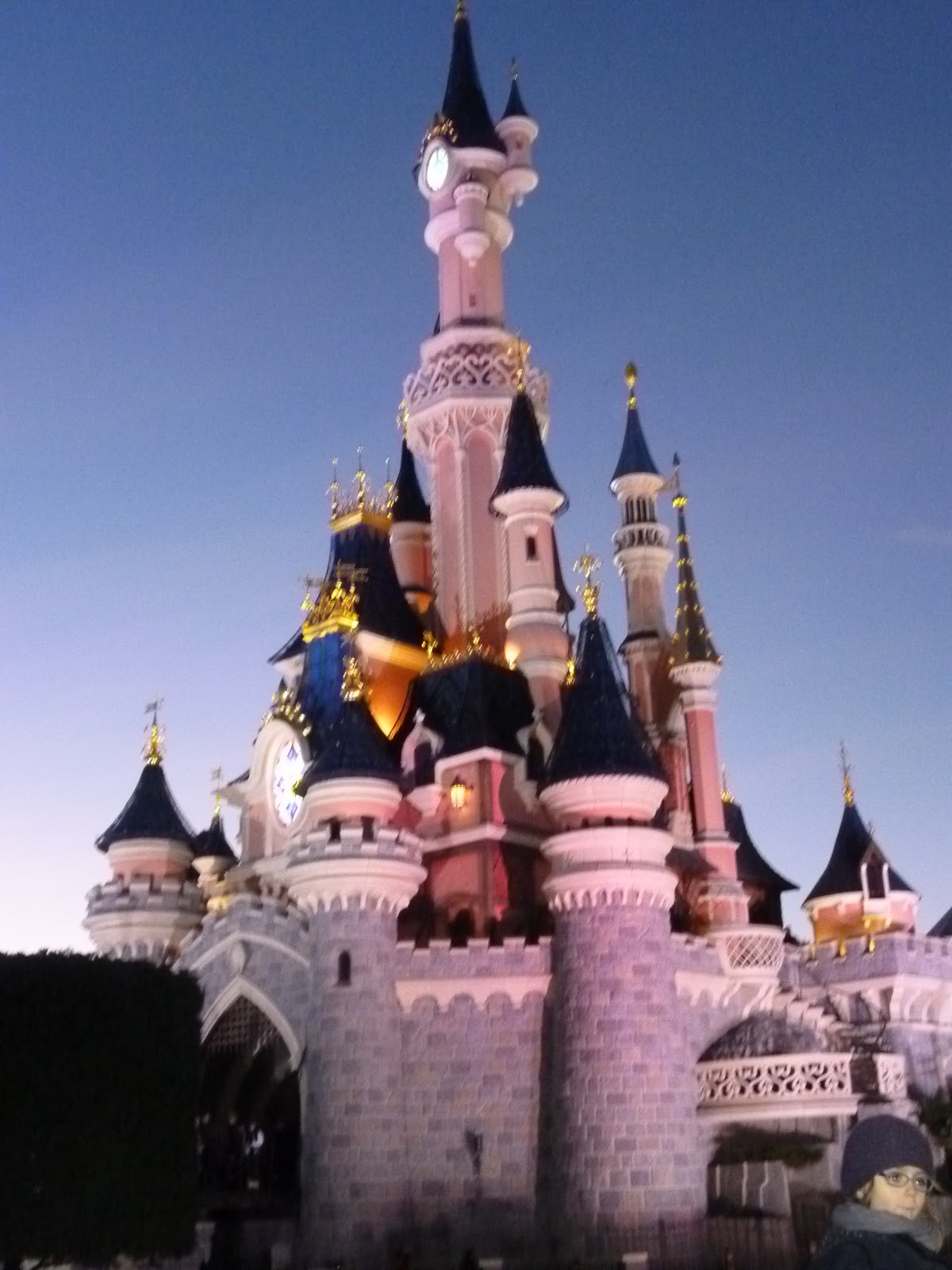 My European Adventure!: Disneyland Paris on Boxing Day!