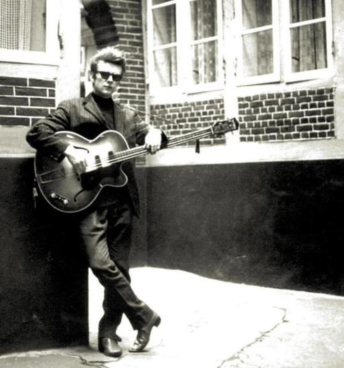 Zona Rock Dan Metal : STUART SUTCLIFFE