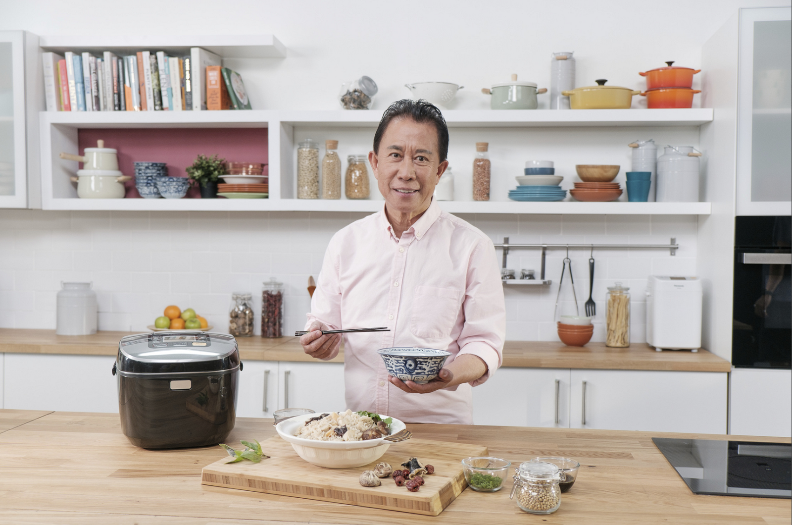 THE PICKIEST EATER IN THE WORLD: 10 QUESTIONS WITH MARTIN YAN
