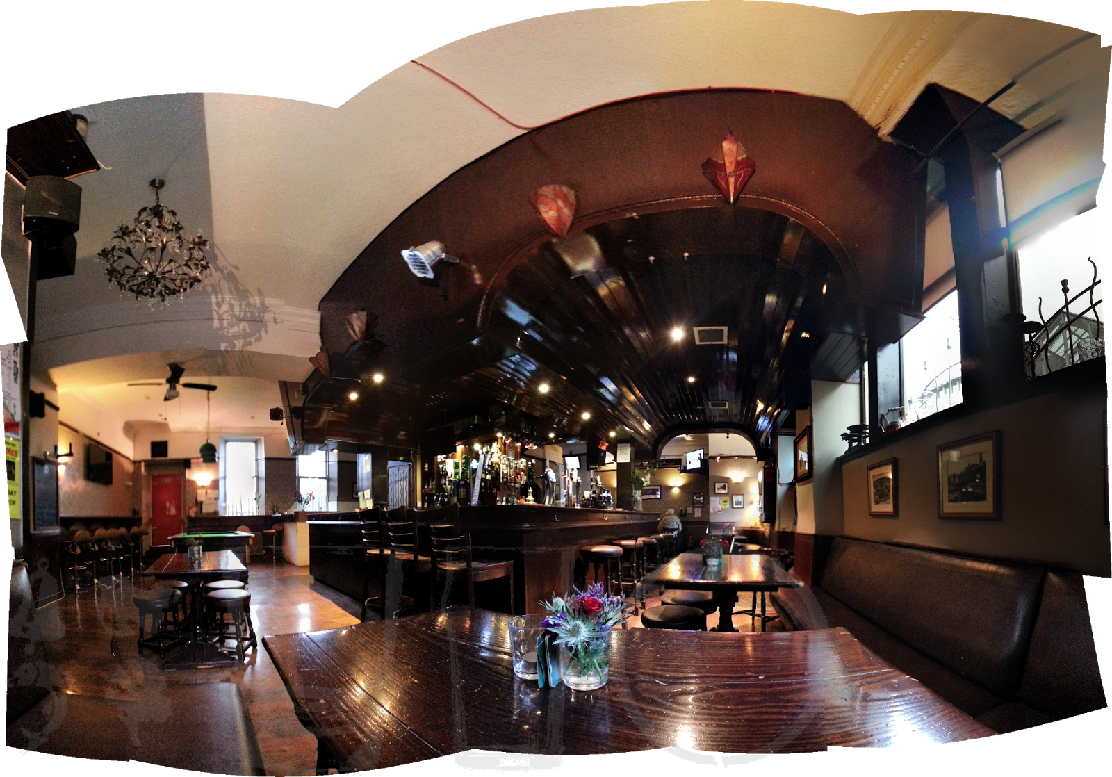 A Hauf Stop : Old Swan Inn