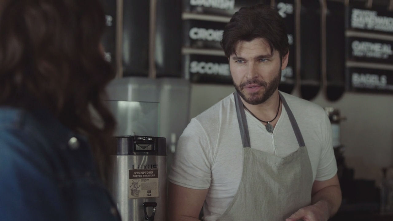 Tommy Dewey, Chace Crawford & Tom Archdeacon on Casual (2017) ~ DC's ...