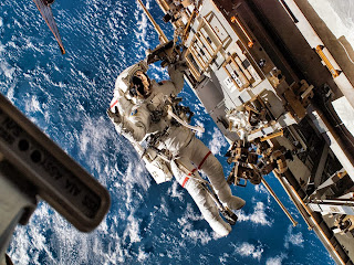 Fondo de Pantalla NASA paseo espacial | Fondo Pantalla Online