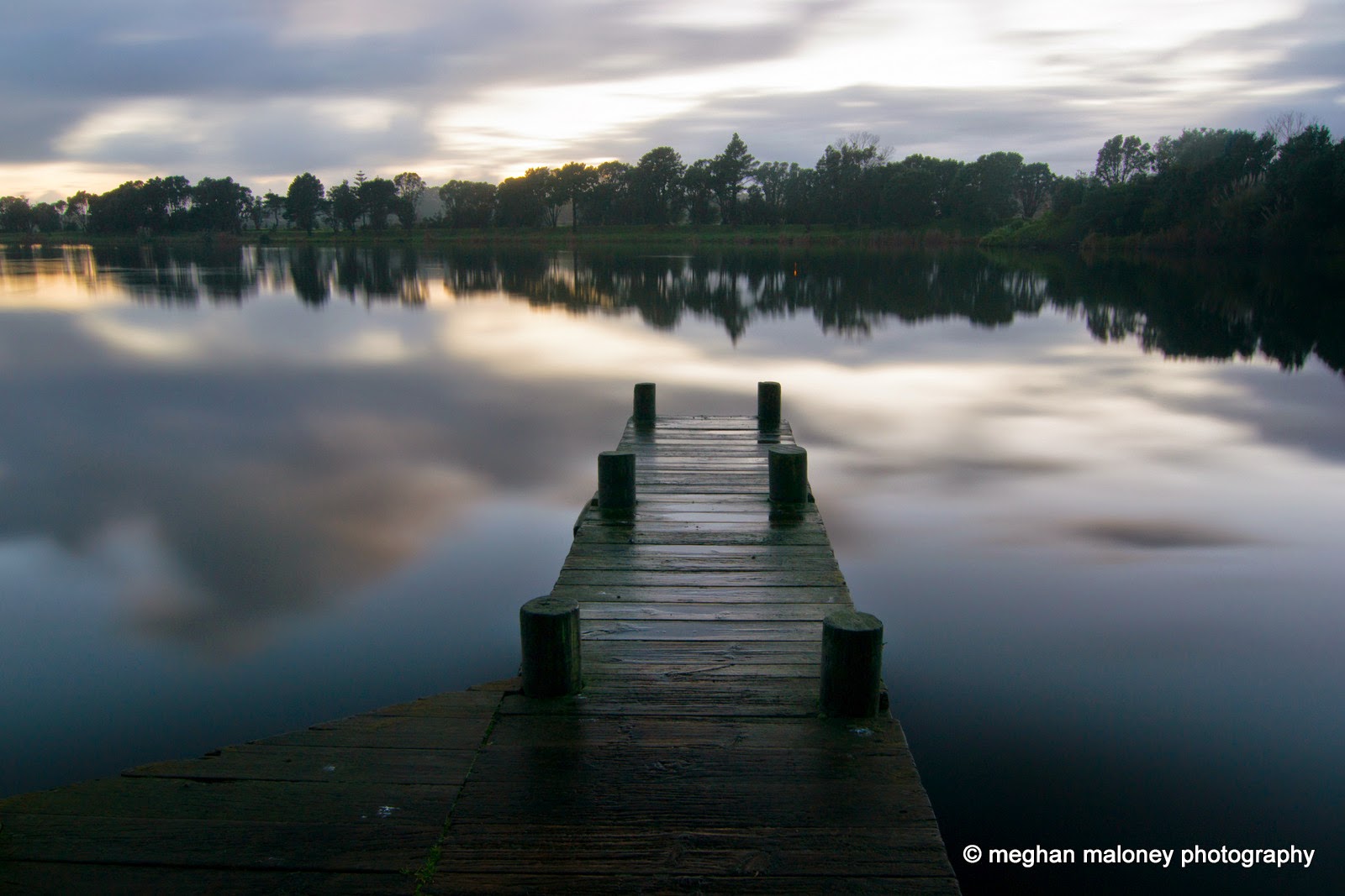 Between the showers at Lake Rotomanu, Te Rewa Rewa Bridge and the ...