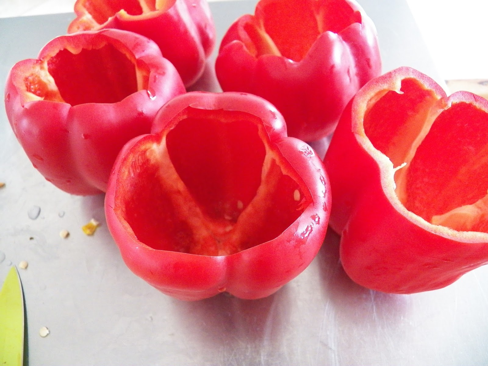 Processing Red Peppers - Sid's Sea Palm Cooking