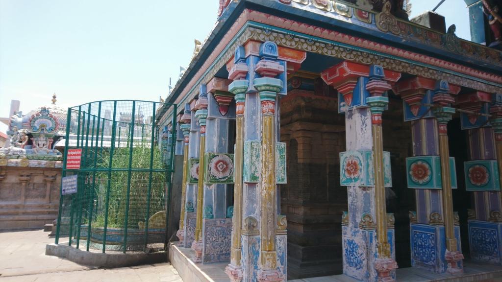 Tamilnadu Tourism: Tirunallar Saniswaran Temple (Dharbaranyeswarar ...