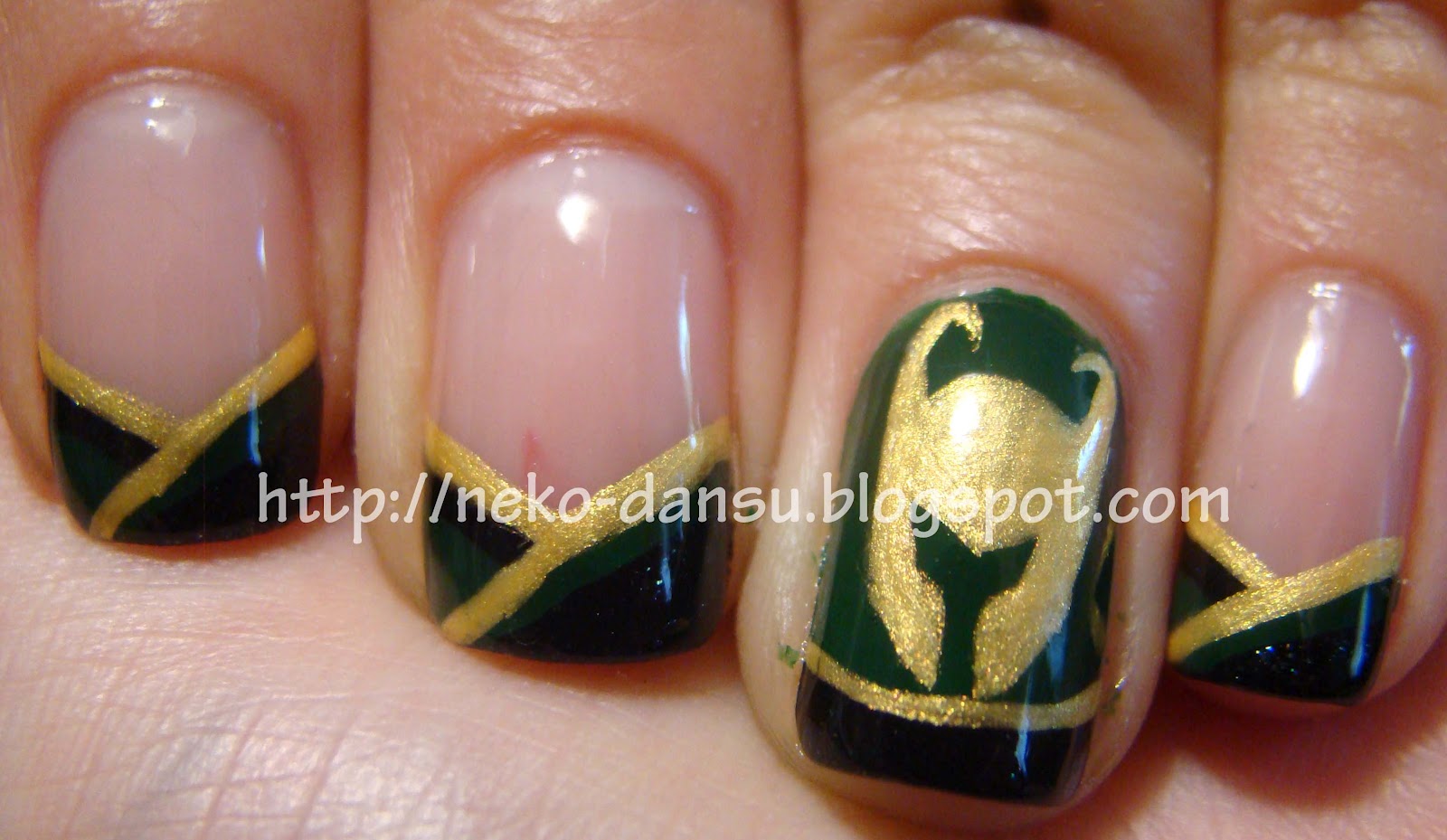 Neko-dansu's Nails: Loki