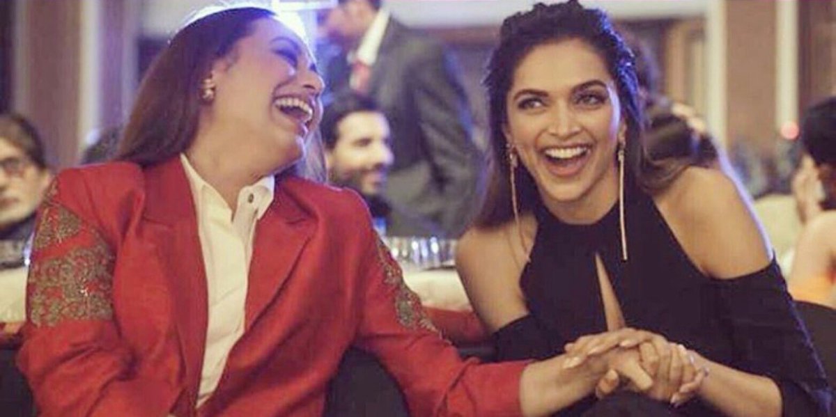 Deepika Padukone Was The Most Social At HT Most Stylish Awards. Here's ...