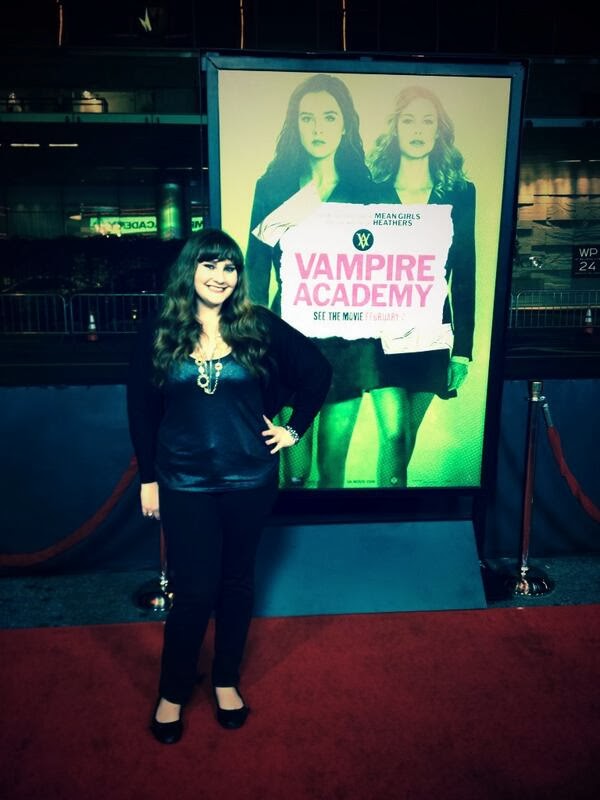 VAMPIRE ACADEMY PERU