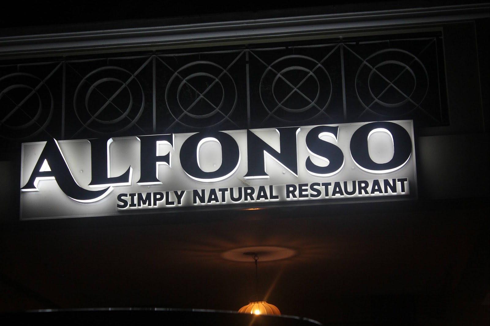 Stay, Stray, Play and Feast: Alfonso’s Simply Natural Restaurant: A ...